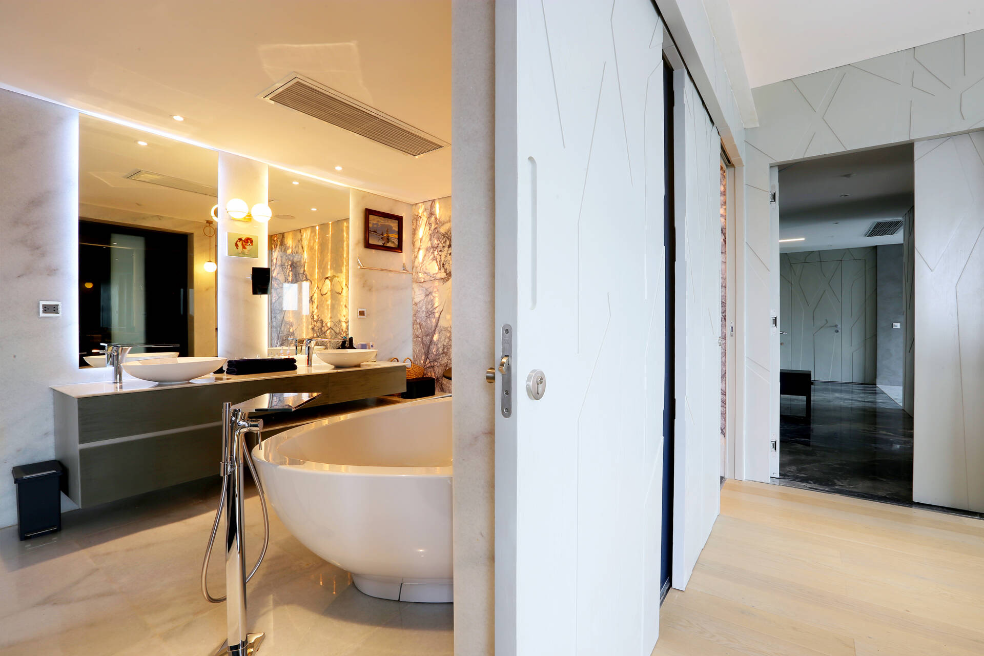 Duplex 10: Căn hộ cao cấp mang đậm dấu ấn cá nhân | The Modern Touch