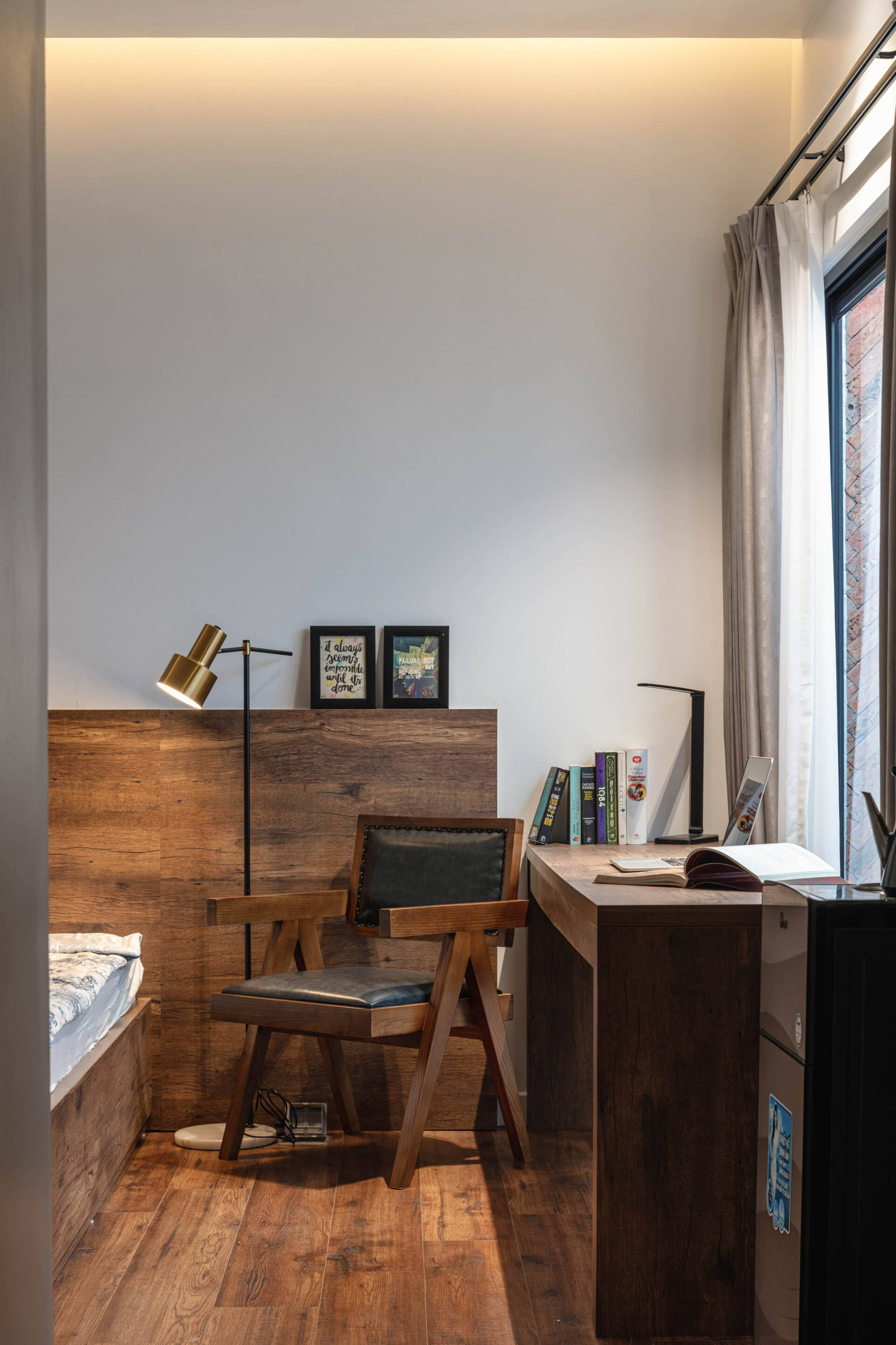 LING HOUSE - Ngôi nhà thiết kế “đóng-mở” độc đáo với 3 giếng trời | The ...