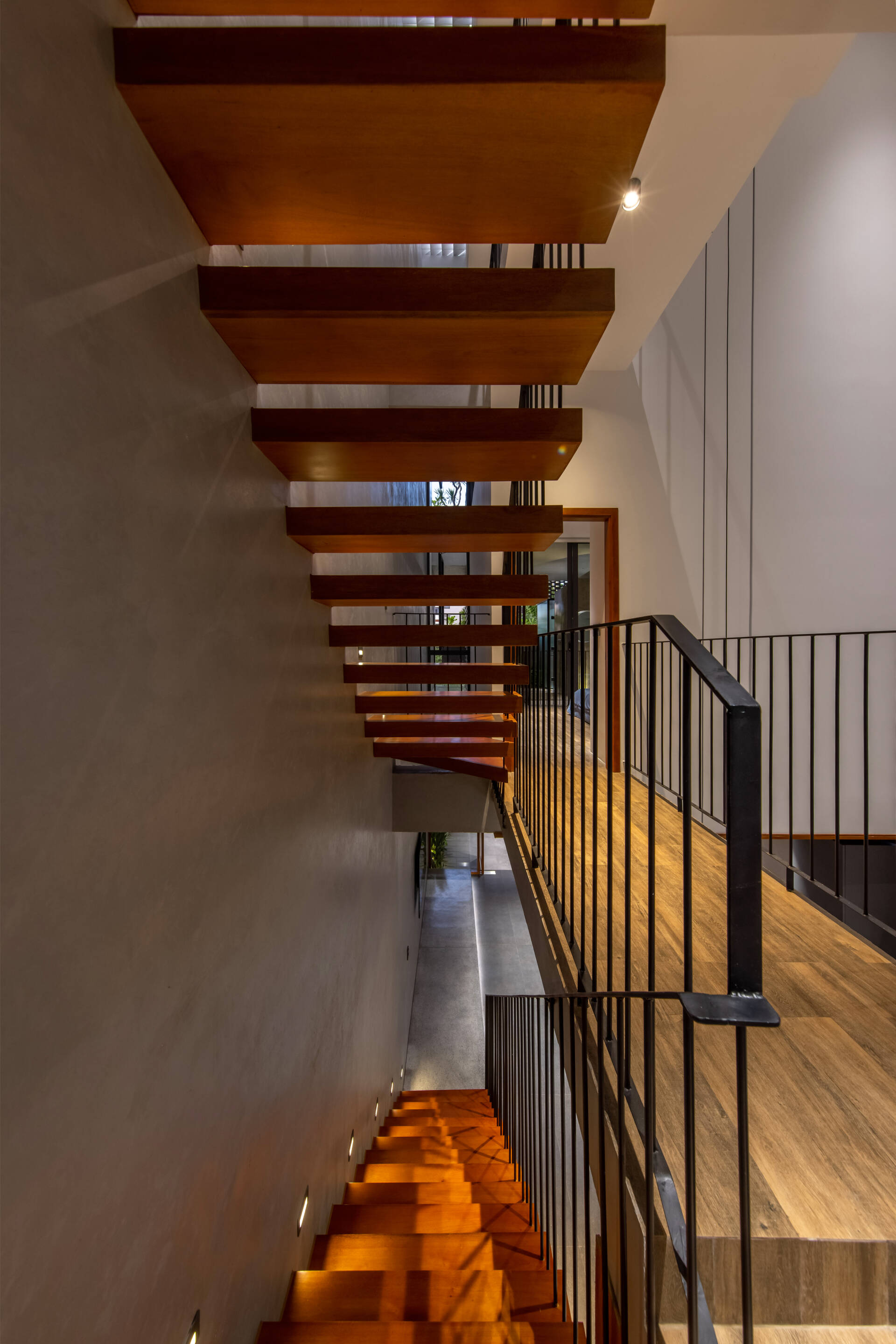 HY House - Không gian mở xanh mát giữa đô thị tấp nập | TRAN TRUNG ...