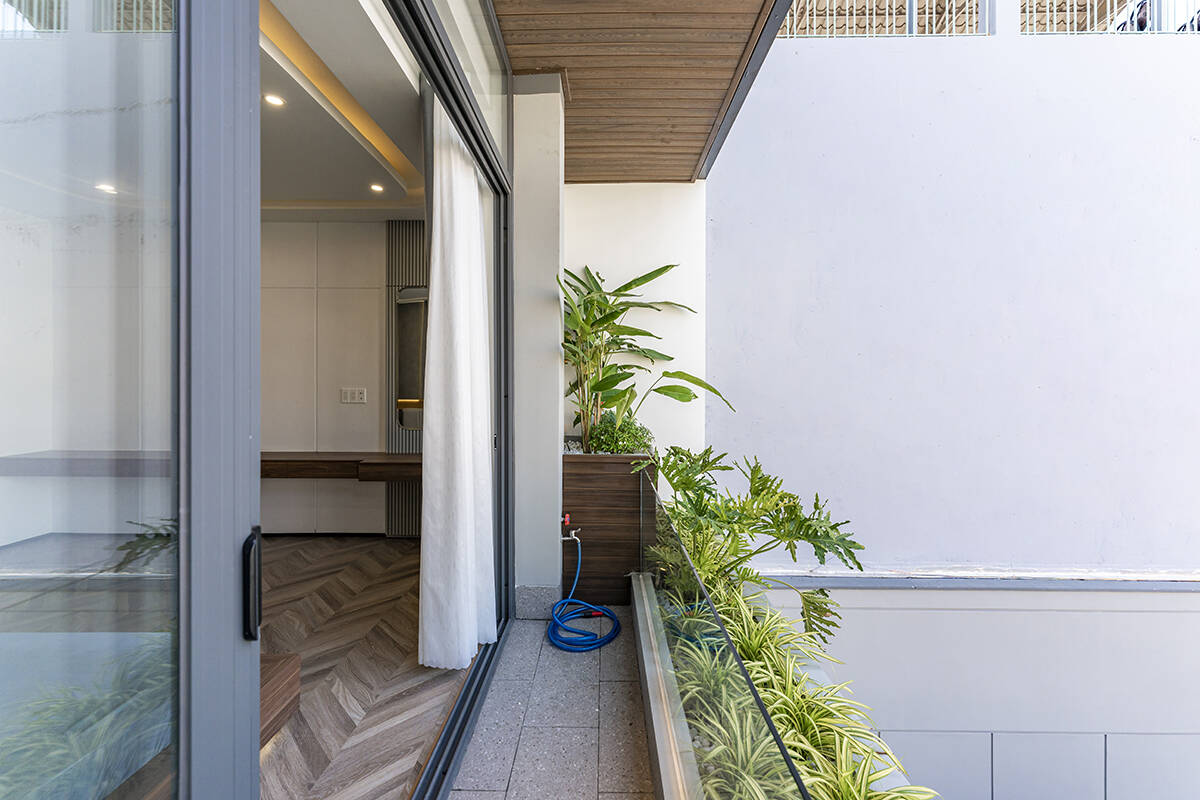 BH House: Nhà phố hiện đại cho gia đình 3 thế hệ | 3A Design