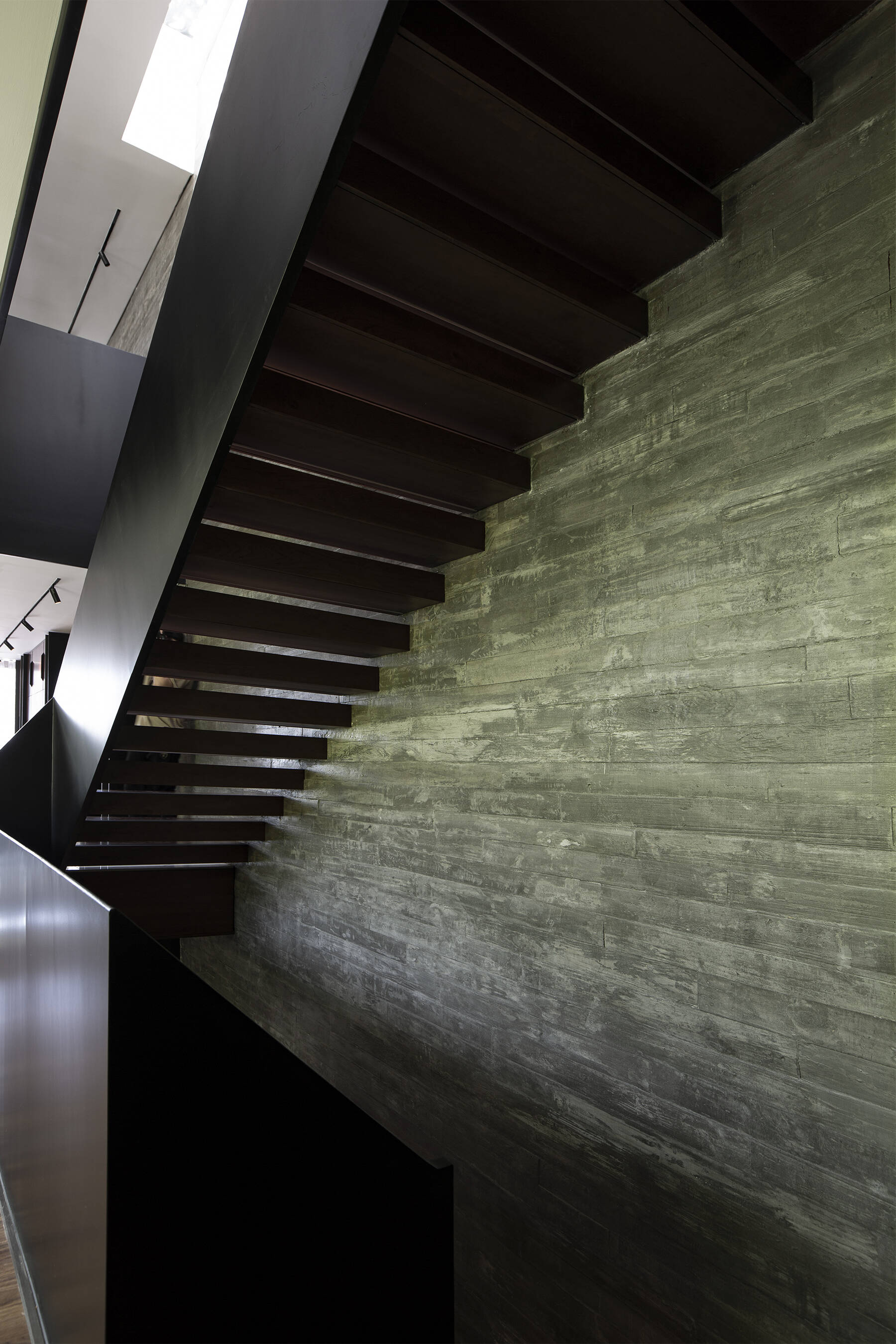 DKS House - Ngôi nhà với thiết tối giản cho người hướng nội | MAS ...
