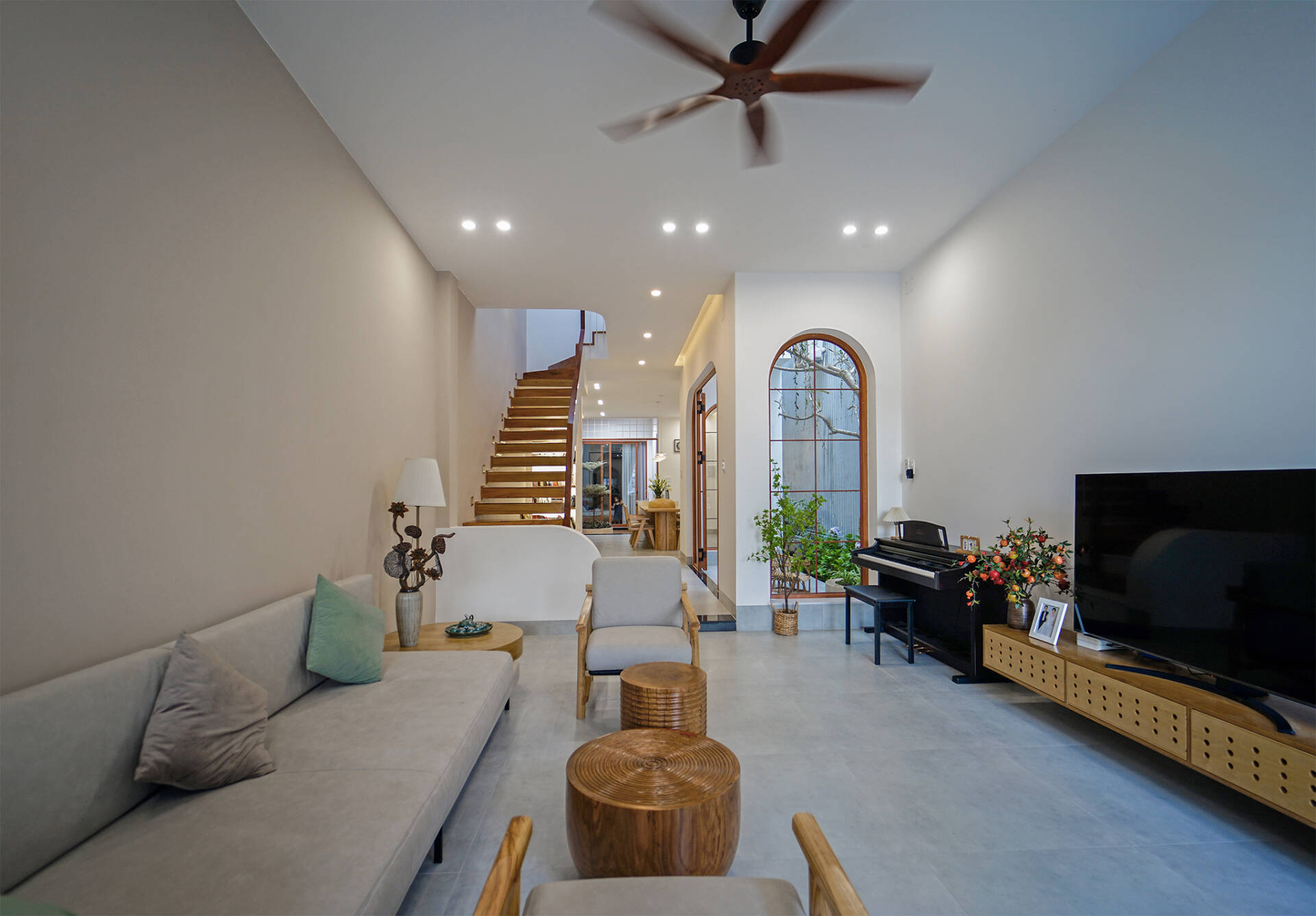 Thảo Nguyên House: Vẻ đẹp của những đường cong | Alpha Decor