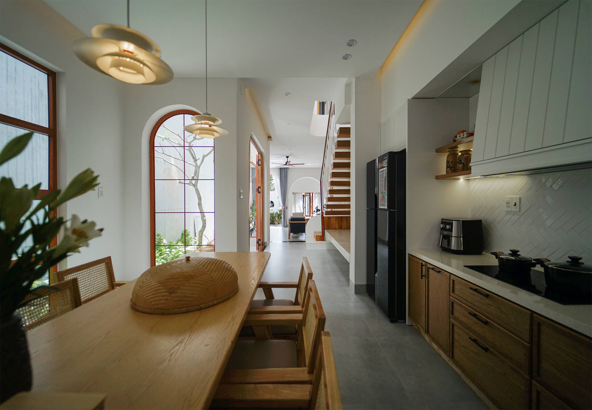 Thảo Nguyên House: Vẻ đẹp của những đường cong | Alpha Decor