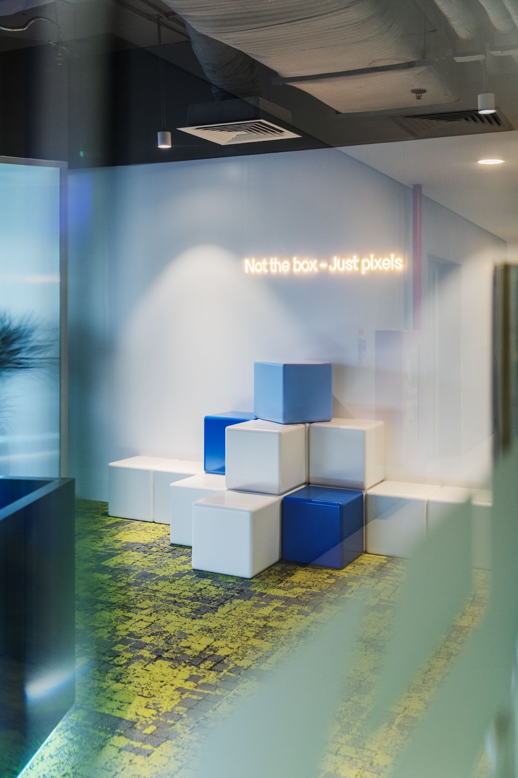 Văn phòng Golden Asia: Khi không gian không phải “chiếc hộp” | DPLUS