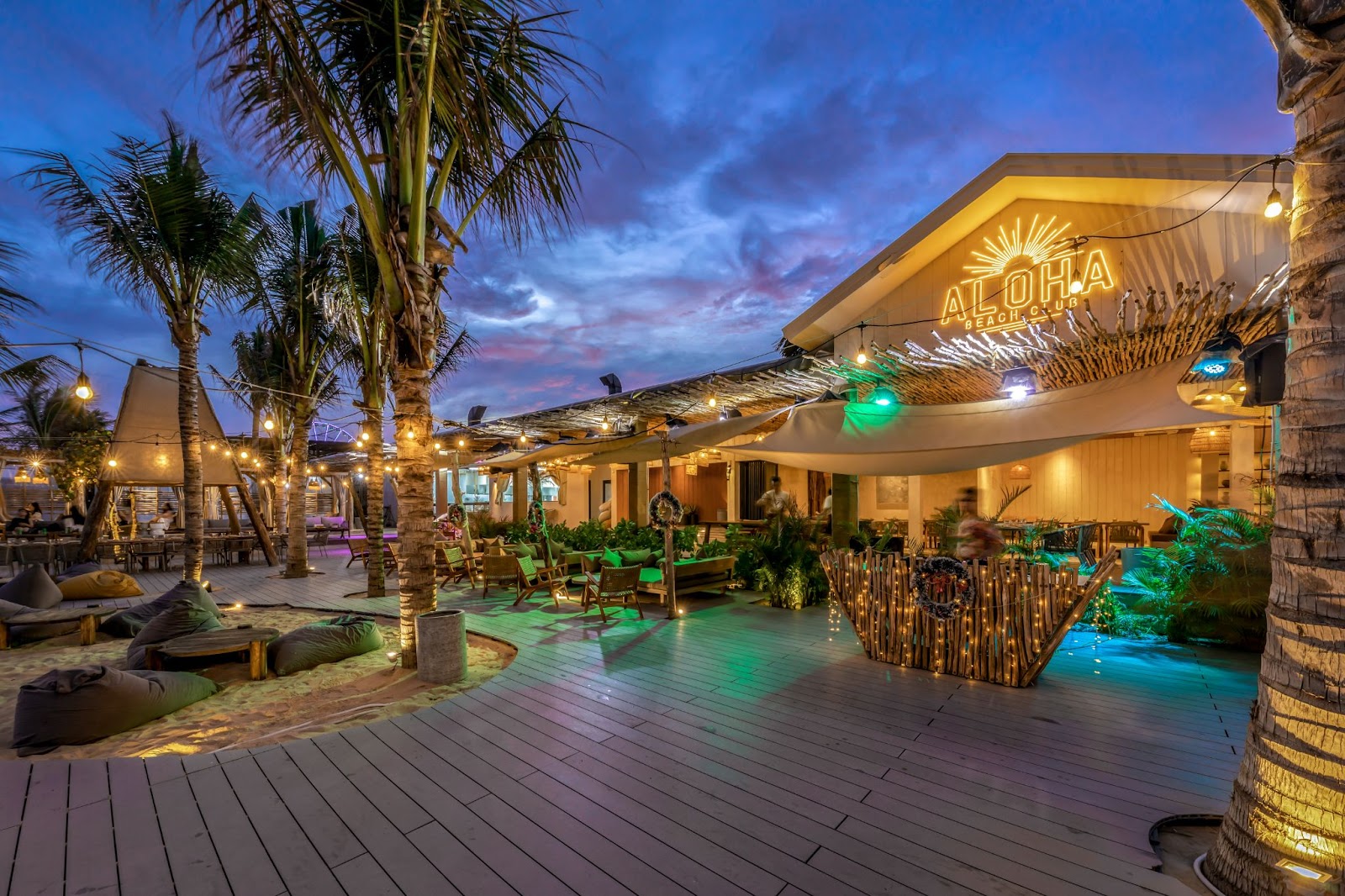 ALOHA Beach Club - Nhà hàng mang phong cách Hy Lạp đầy phóng khoáng ...