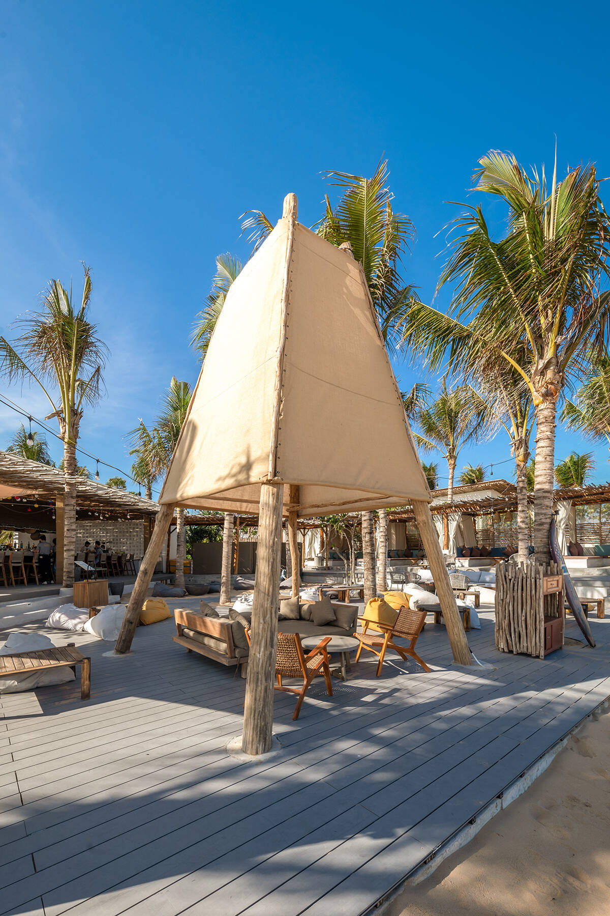 ALOHA Beach Club - Nhà hàng mang phong cách Hy Lạp đầy phóng khoáng ...