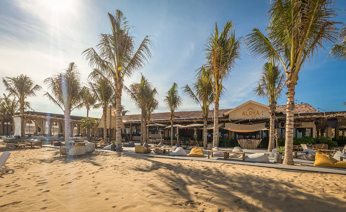 ALOHA Beach Club - Nhà hàng mang phong cách Hy Lạp đầy phóng khoáng ...
