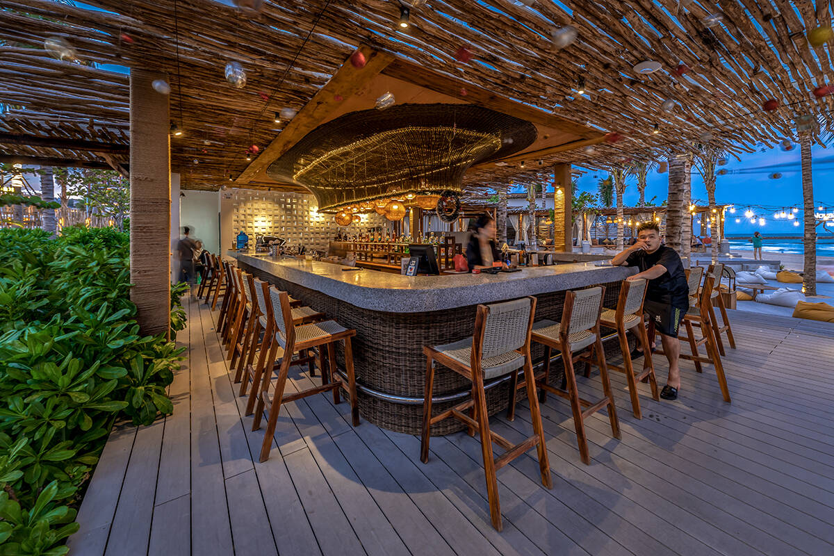 ALOHA Beach Club - Nhà hàng mang phong cách Hy Lạp đầy phóng khoáng ...