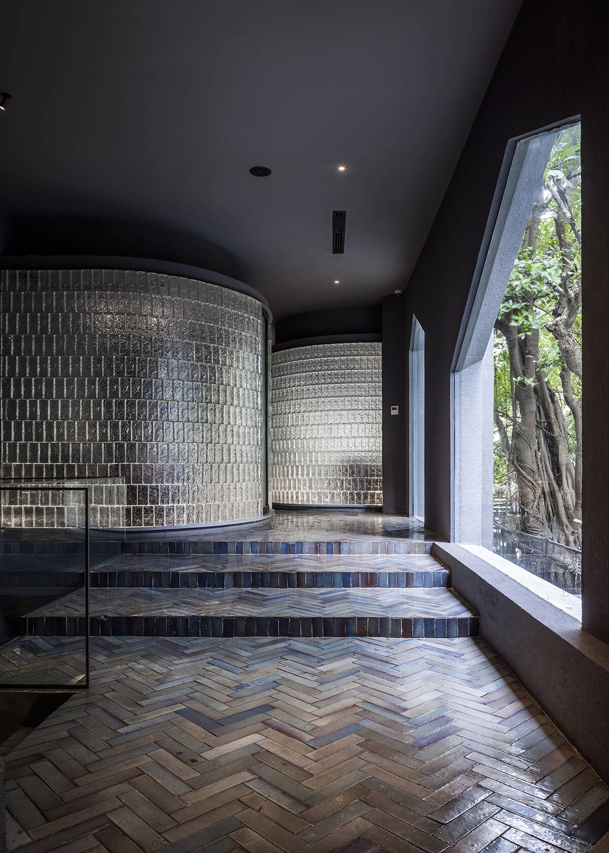 Crystal Restaurant: Sang trọng, lấp lánh trong không gian pha lê | NH ...