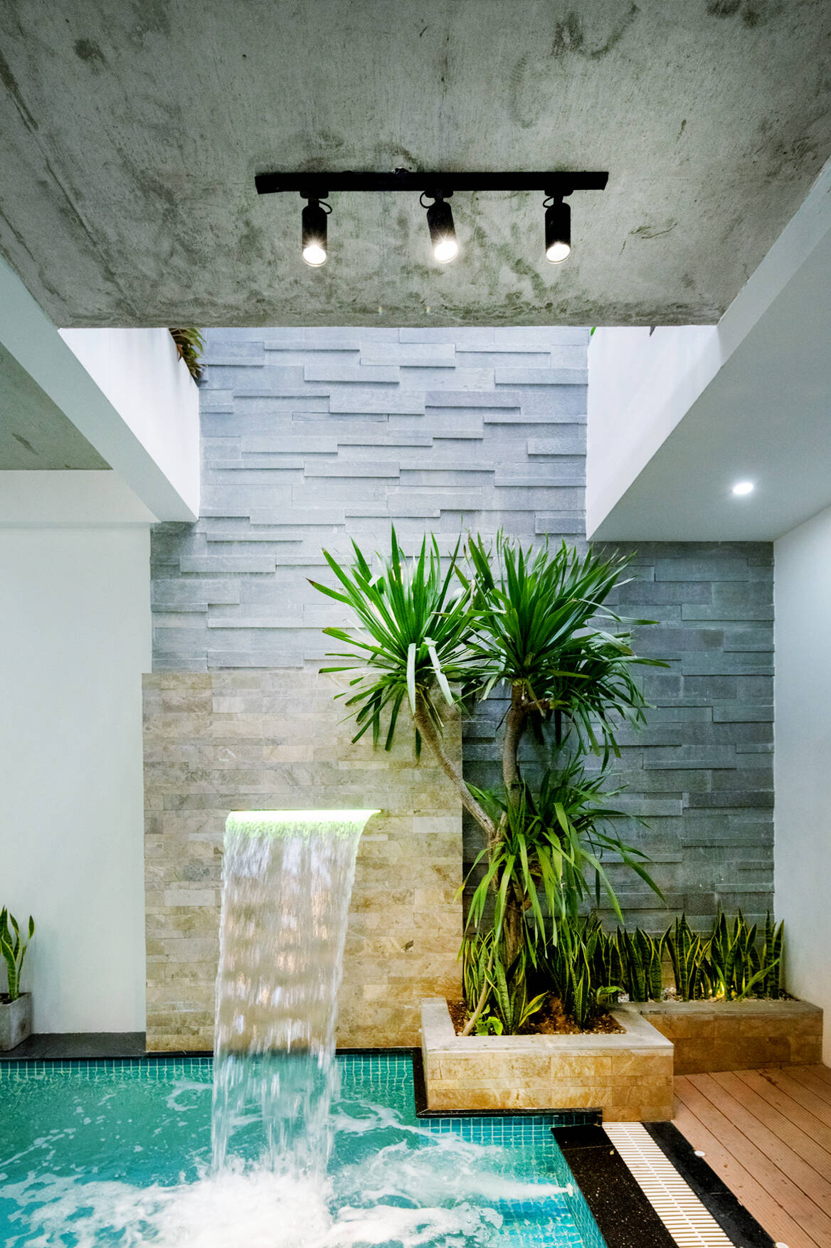 Tam Giao House: Không gian sống kết nối con người với thiên nhiên | MVN ...