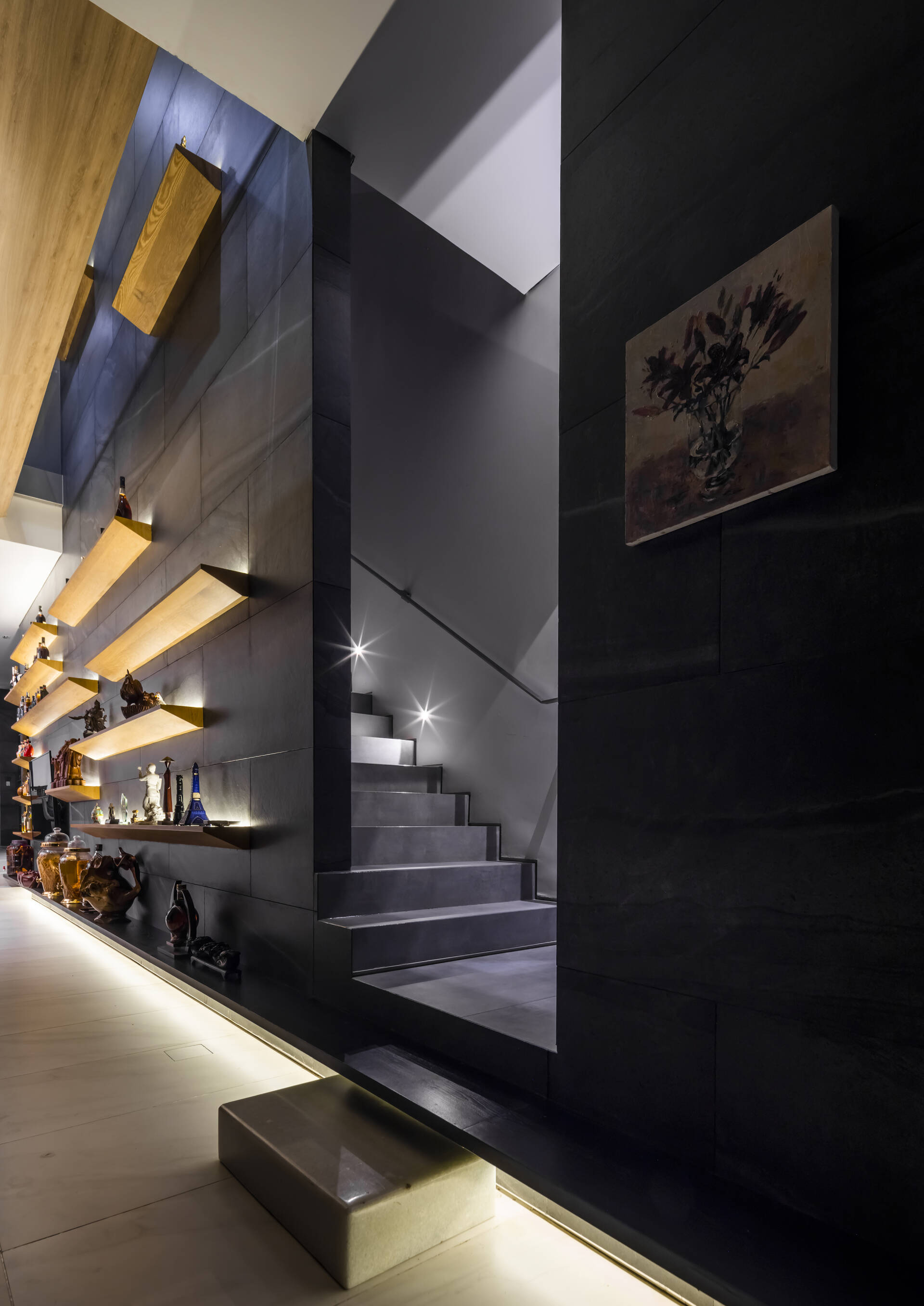 TP House - Nhà ở đô thị, náo nhiệt bên ngoài, yên ả bên trong | Studio Voi