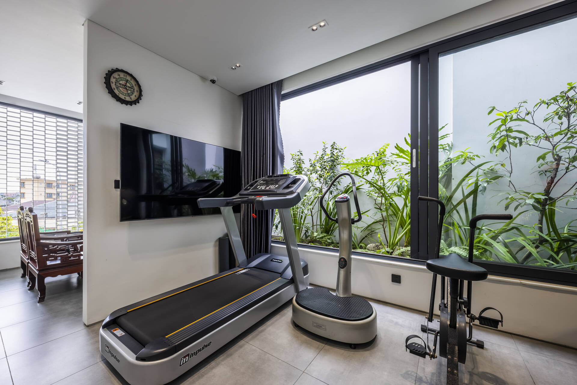 TP House - Nhà ở đô thị, náo nhiệt bên ngoài, yên ả bên trong | Studio Voi