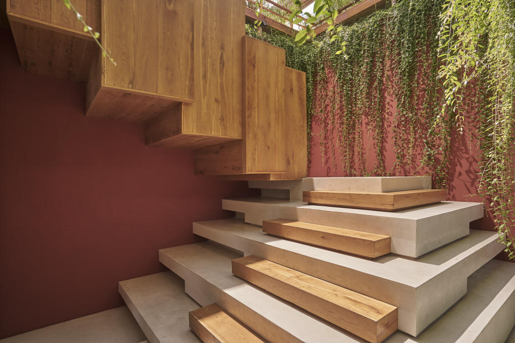 Nhà hàng Địa Trung Hải giữa lòng Sài Gòn | StudioDuo Architecture