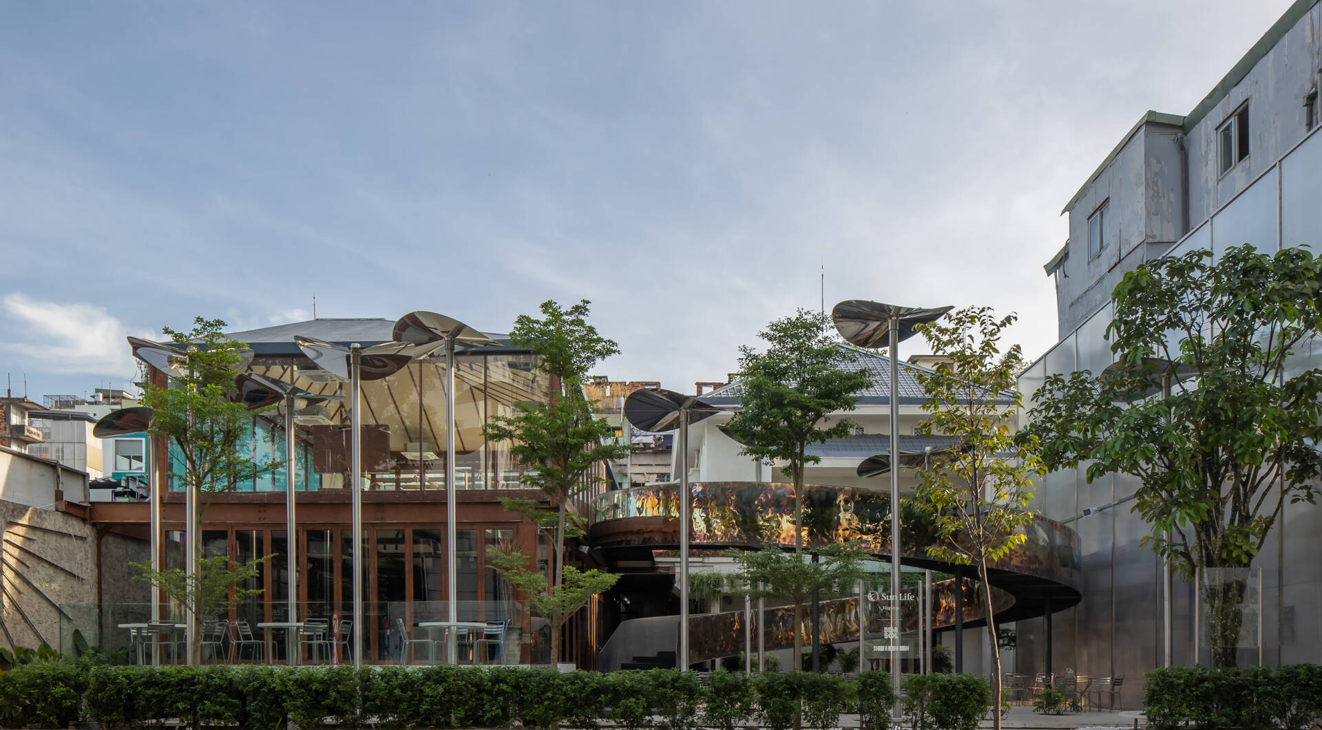 Không gian làm việc và triển lãm De La Sól | The Lab Saigon