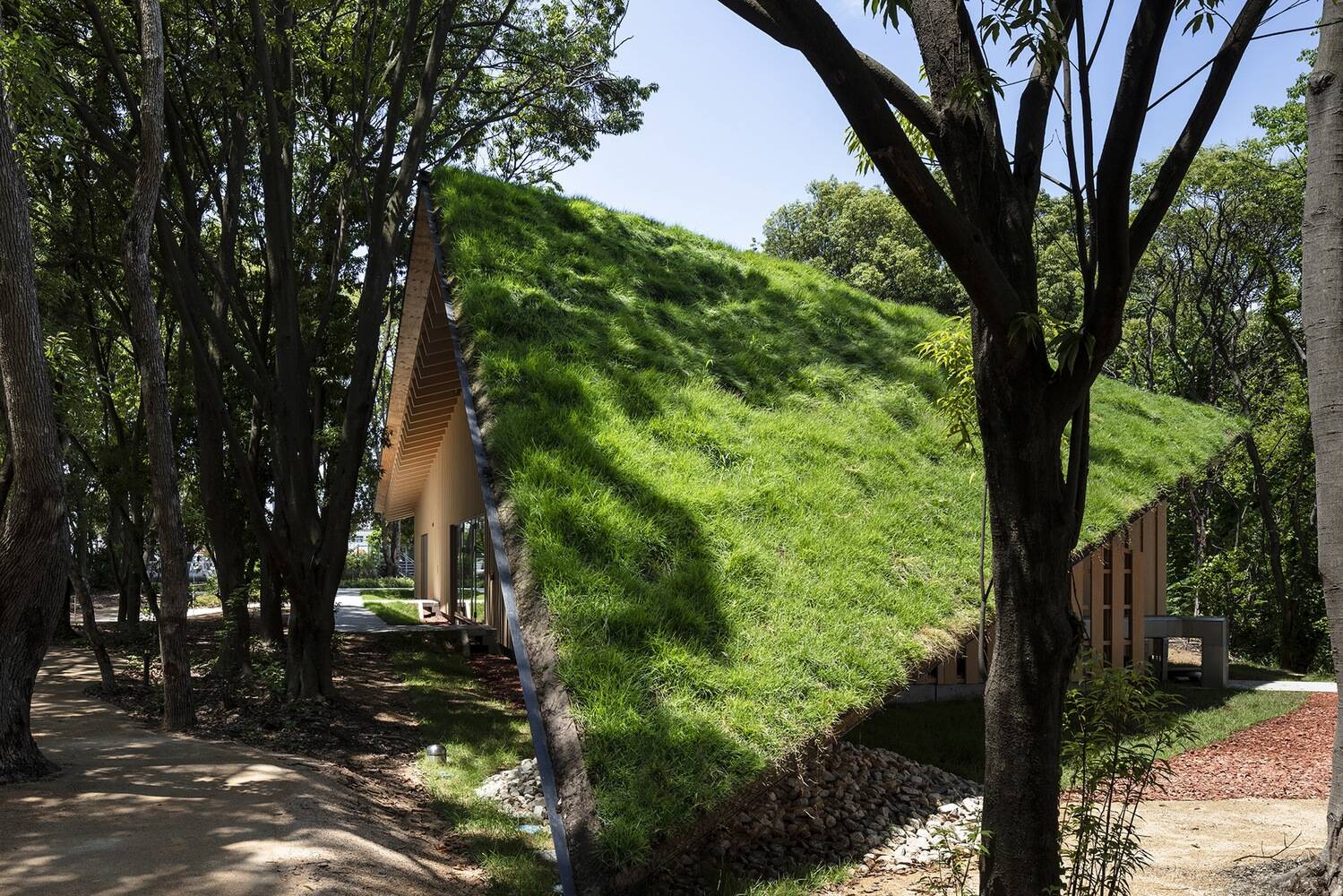 Trung tâm chăm sóc sức khỏe KANEKA | Kengo Kuma & Associates + TAISEI ...