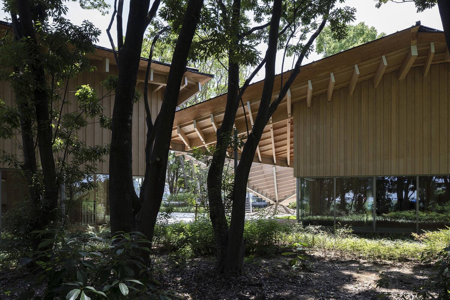 Trung tâm chăm sóc sức khỏe KANEKA | Kengo Kuma & Associates + TAISEI ...