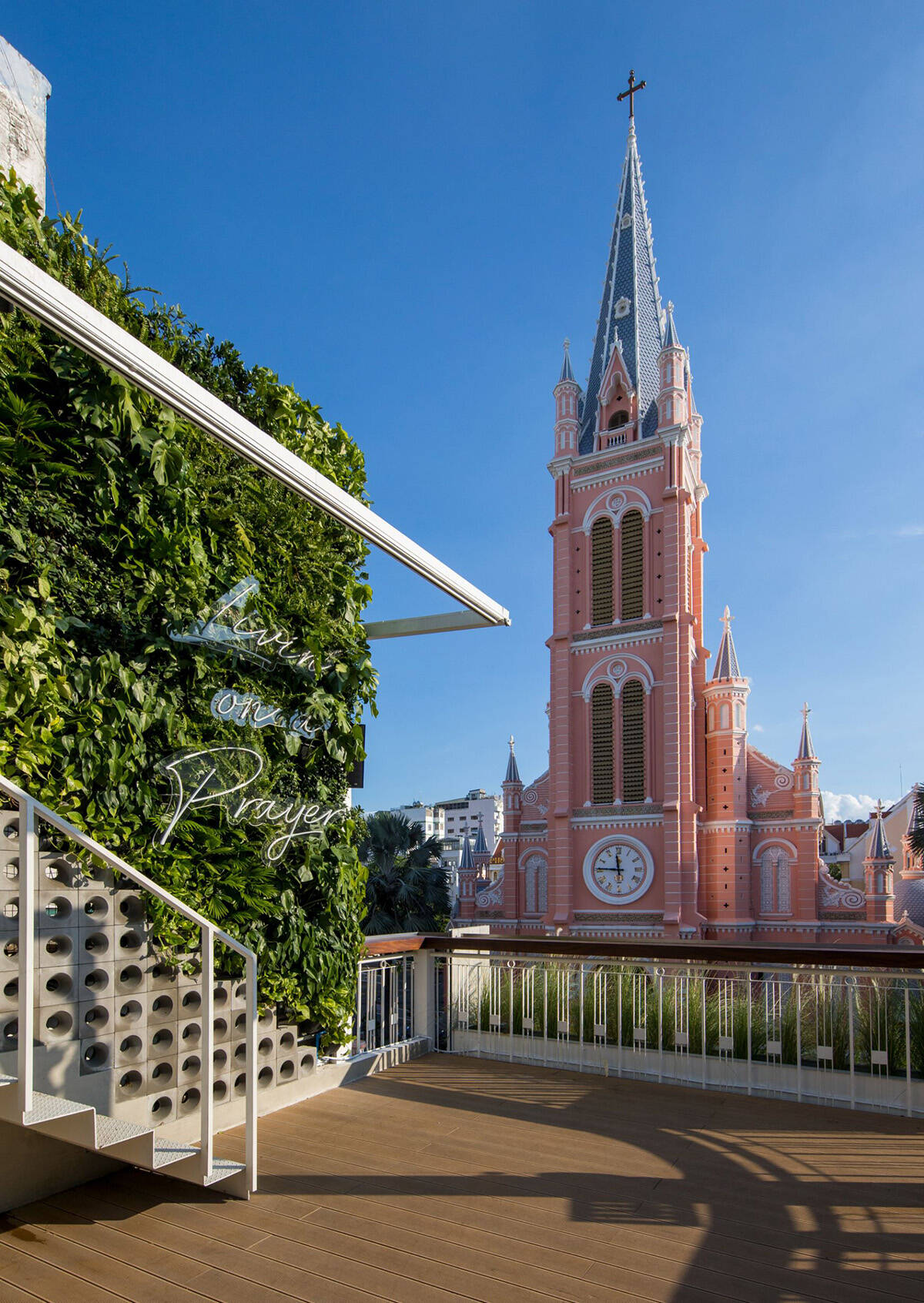 Ola Hale Restaurant & Bar – Không gian đan xen tinh hoa văn hoá Việt ...