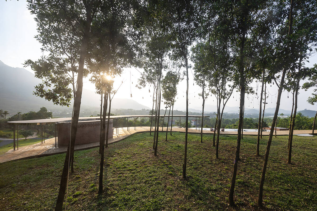 Quin Pavilion: Chốn nghỉ chân chìm đắm vào thiên nhiên | IDEE architects
