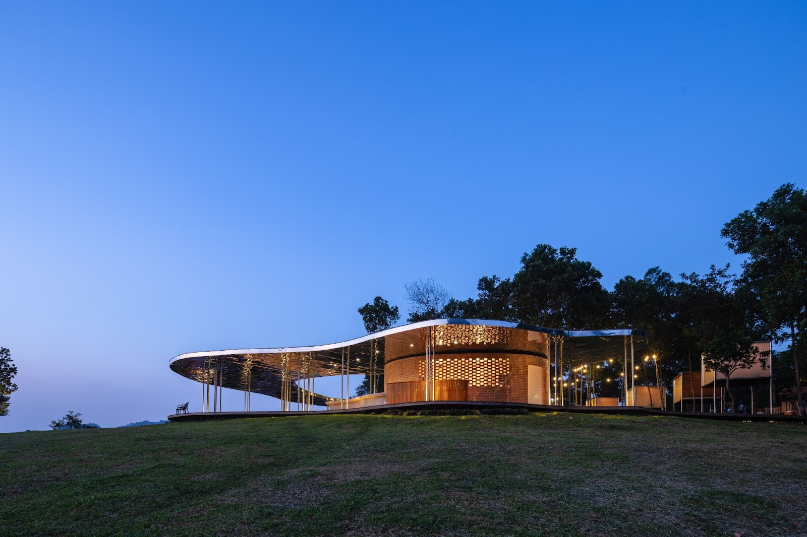 Quin Pavilion: Chốn nghỉ chân chìm đắm vào thiên nhiên | IDEE architects