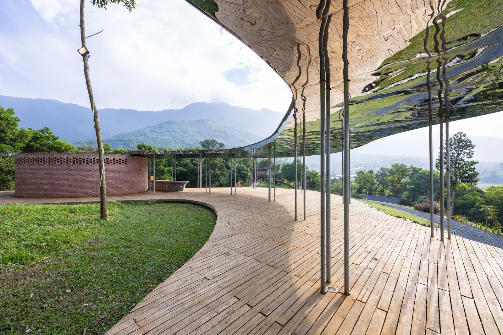 Quin Pavilion: Chốn nghỉ chân chìm đắm vào thiên nhiên | IDEE architects