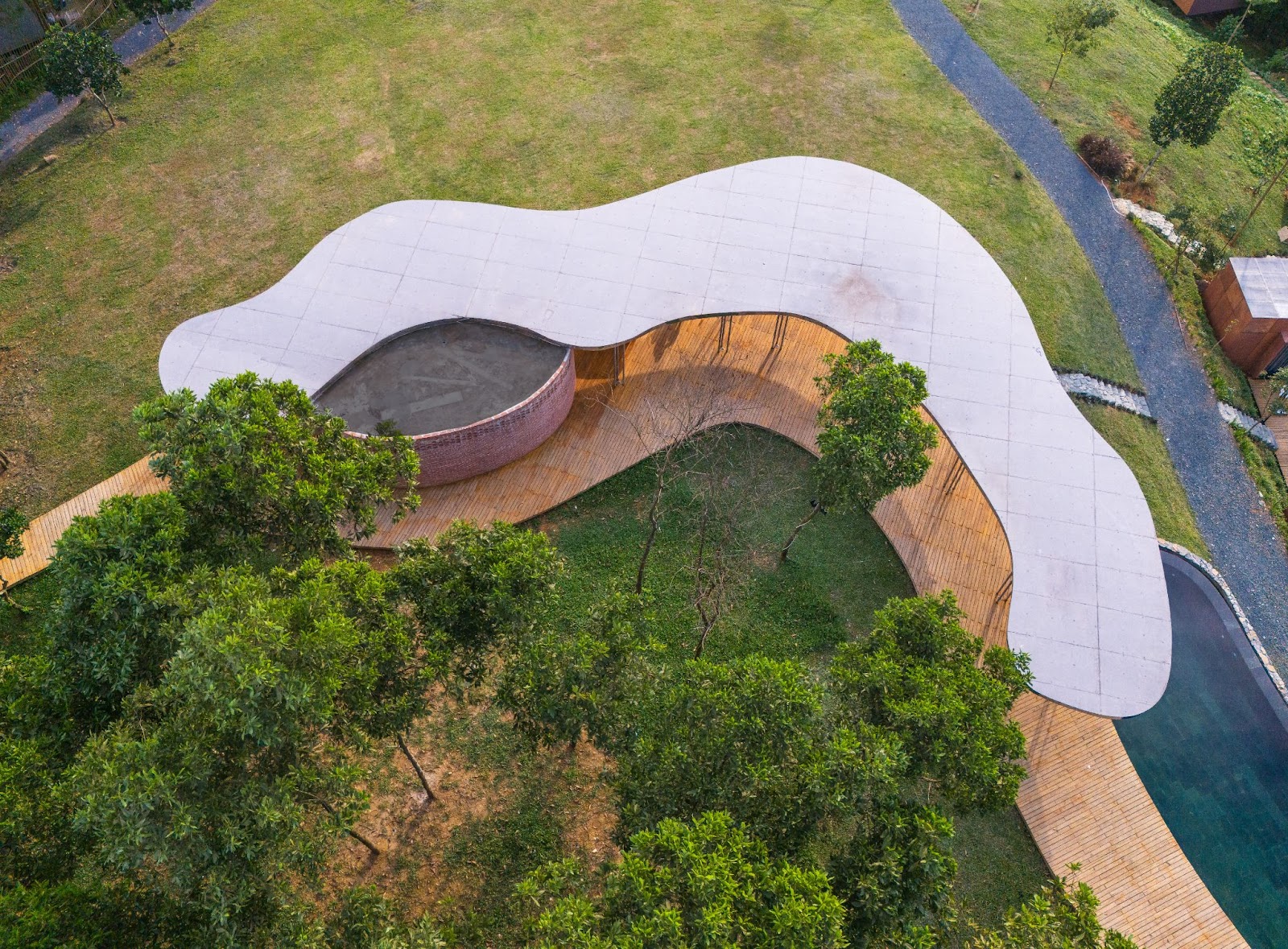 Quin Pavilion: Chốn nghỉ chân chìm đắm vào thiên nhiên | IDEE architects