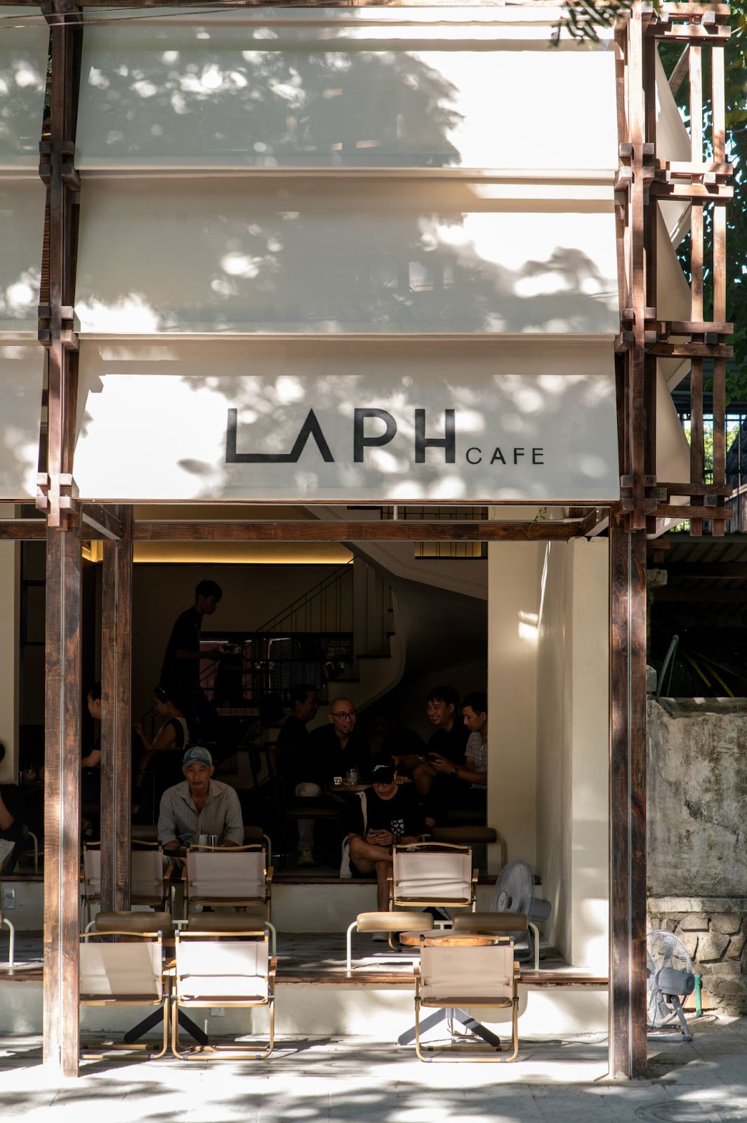 Laph Cafe - Quán cafe cóc độc đáo với vườn treo lơ lửng | 3f Concept