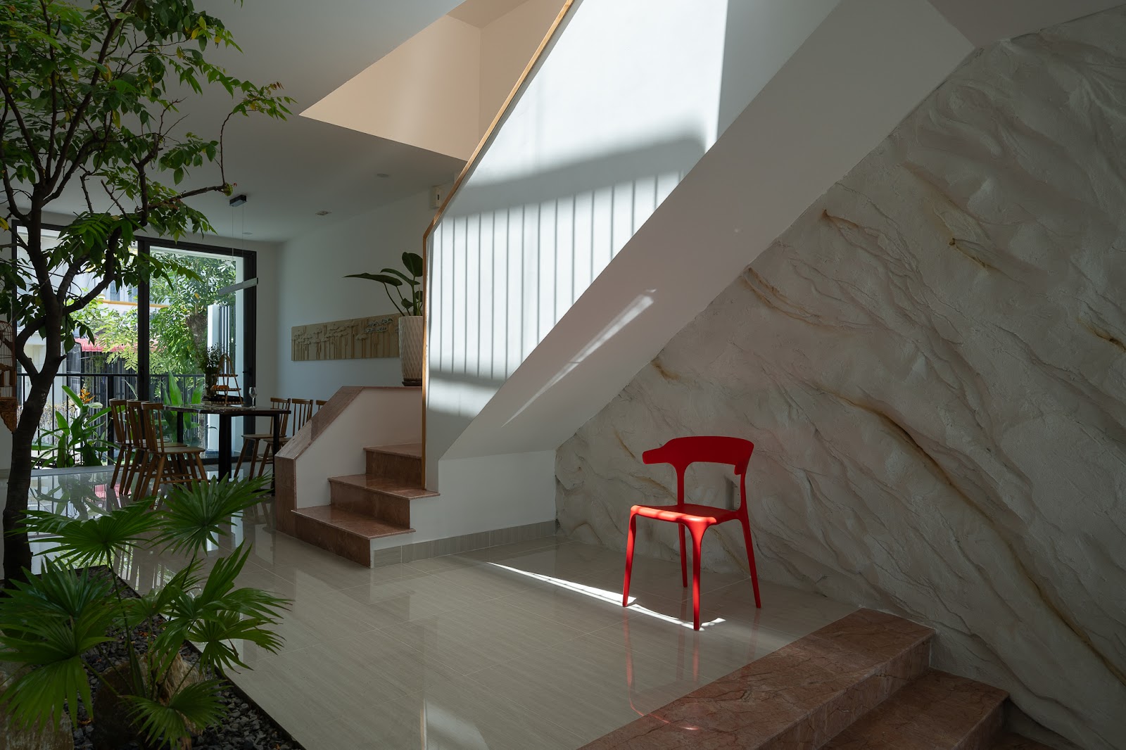 LA House - Nhà hai mặt tiền ở Long An mang đậm nét truyền thống Nam Bộ | Dat Tran Architect