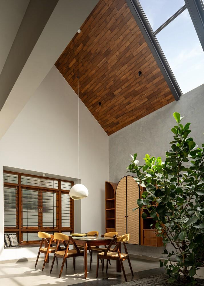 The Ridge House: Ngôi nhà kết hợp hiện đại với truyền thống Ấn Độ ...