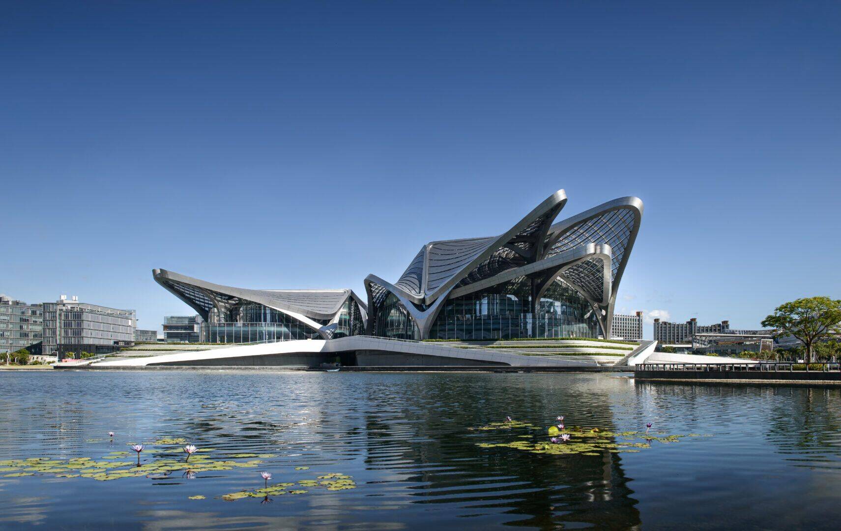 Trung tâm nghệ thuật cộng đồng Chu Hải | Zaha Hadid Architects