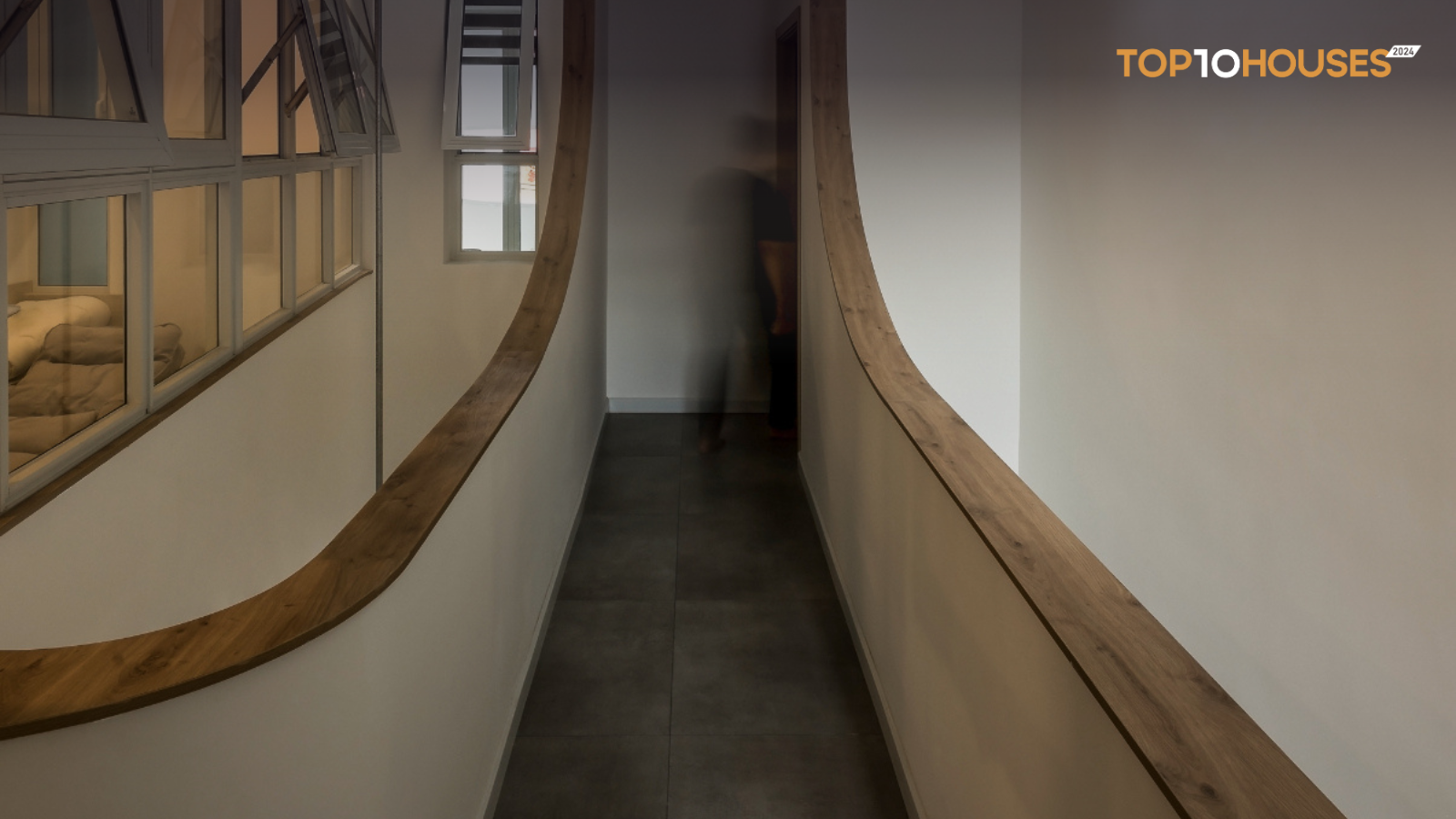 curved 3O3 House: Khi đường cong kể chuyện | NAW Studio