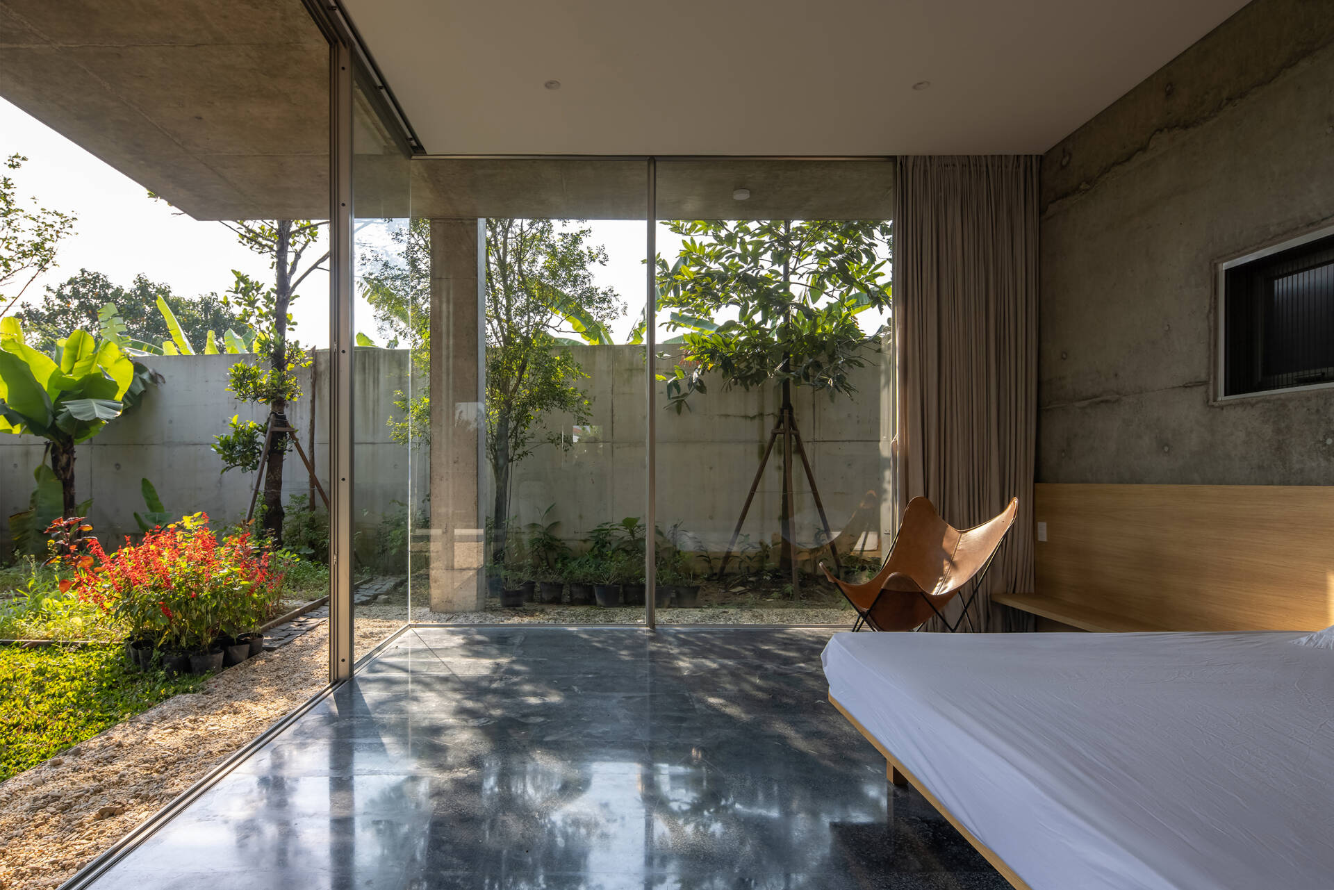 Truc Lam House: Nét hiện đại và mộc mạc giữa làng quê Huế | BHA Studio