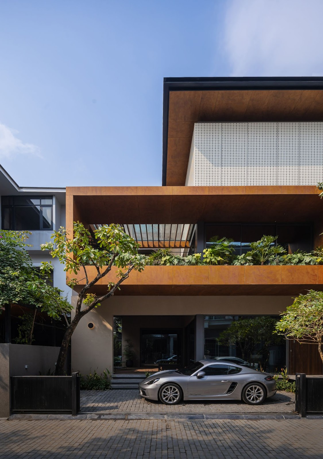 BT5 Villa - Những khoảng sân kết nối | APDI Architecture