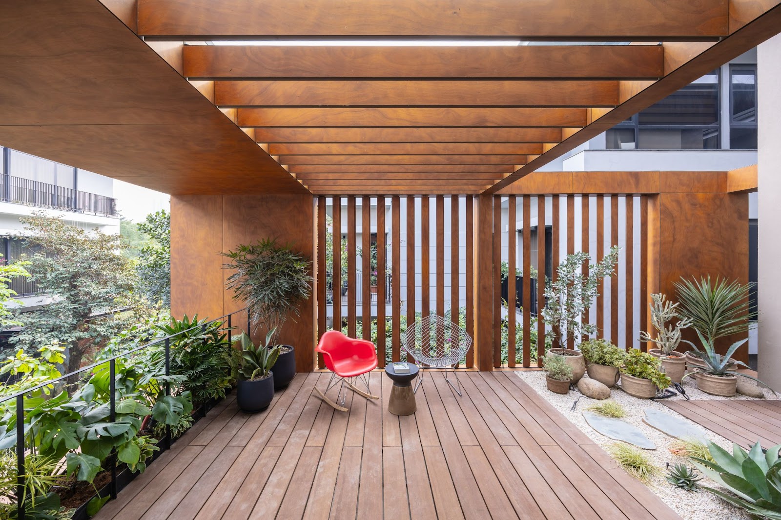 BT5 Villa - Những khoảng sân kết nối | APDI Architecture