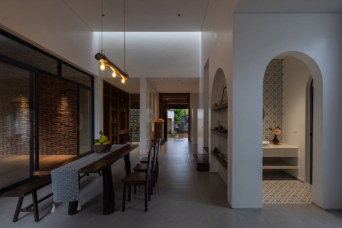 Nick House: Giải pháp kiến trúc bền vững cho miền Trung khắc nghiệt ...