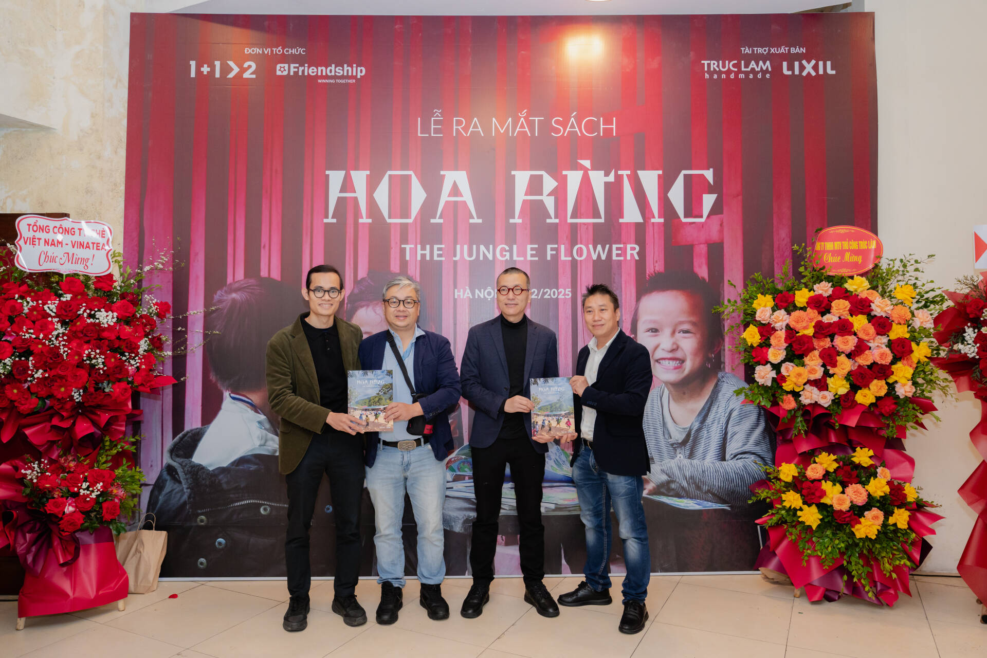 Ra mắt sách “Hoa Rừng”: Hành trình gần 20 năm kiến tạo những điểm ...