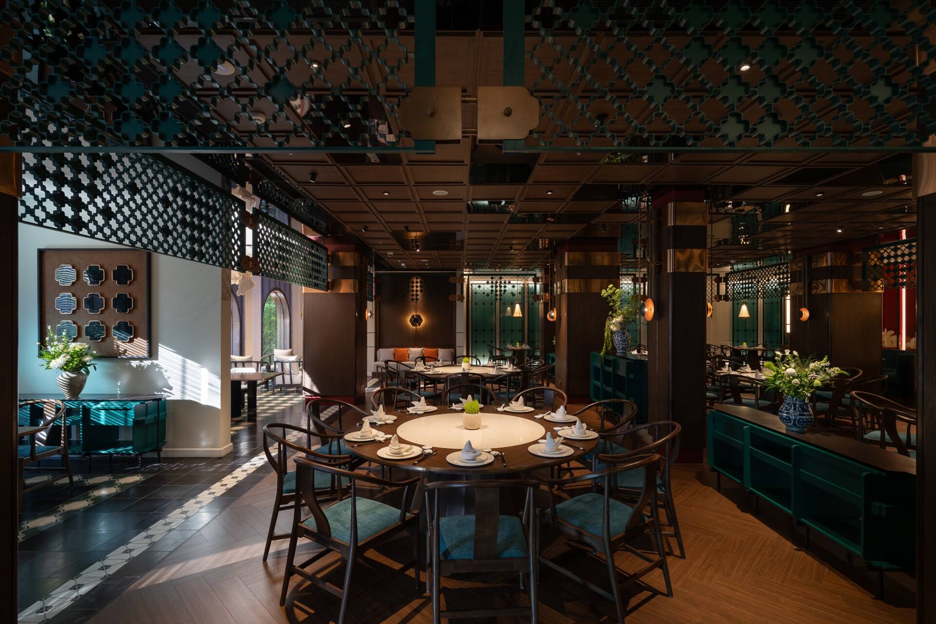 Crystal Jade Palace Lê Lợi - viên “ngọc bội” giữa trung tâm Sài Gòn ...