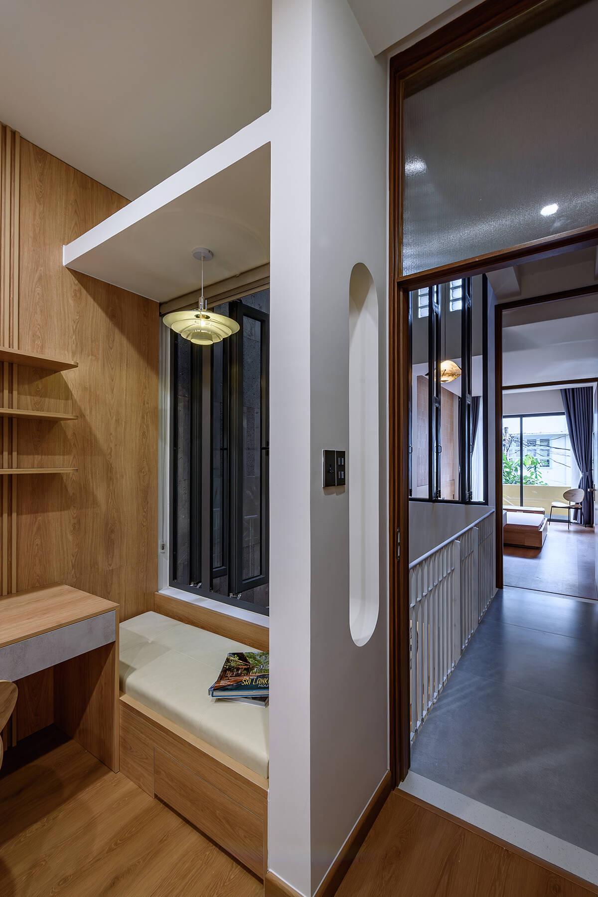 GH House: Không gian sống “hướng nội” đầy ánh sáng | Studio 10