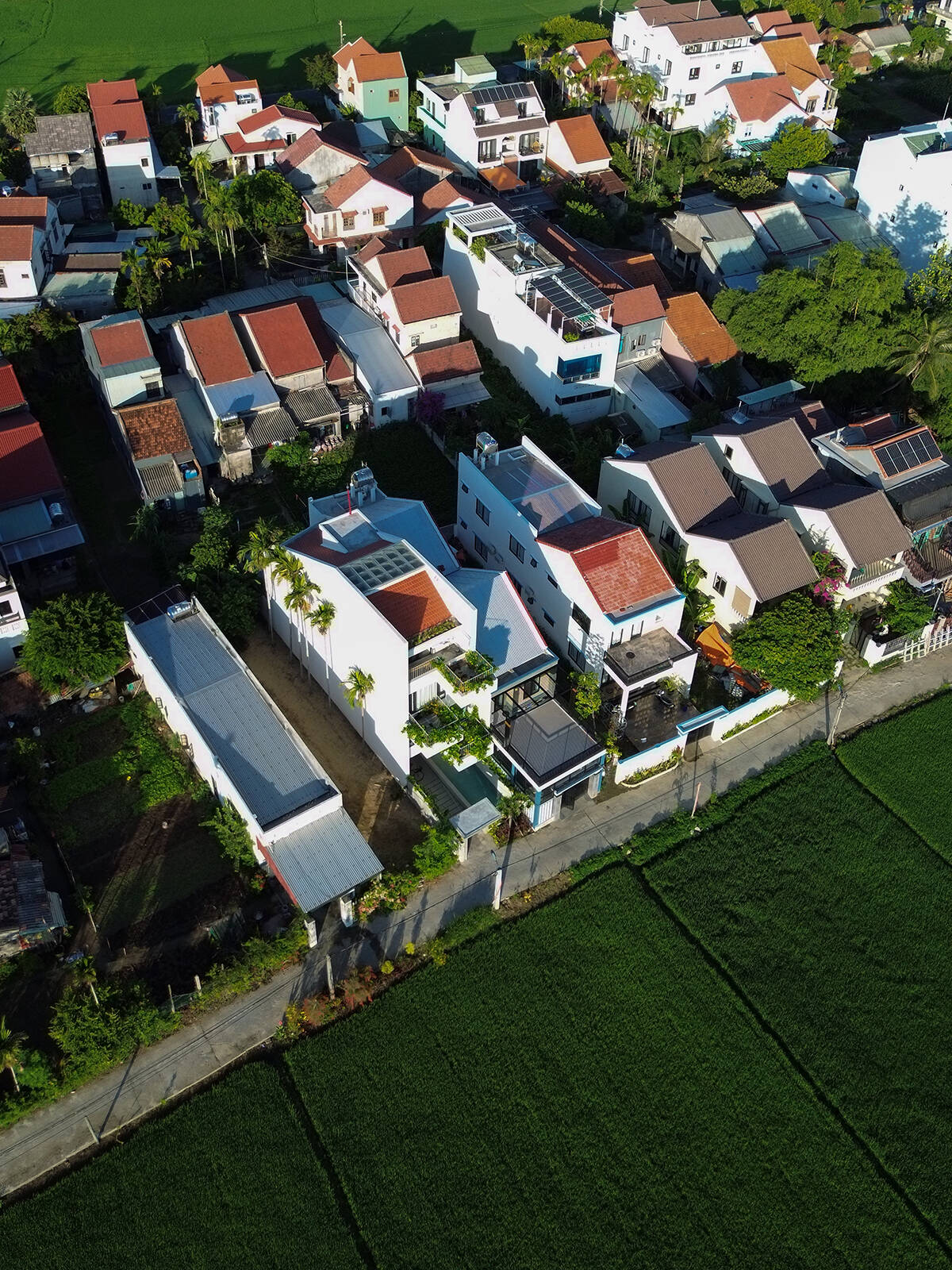 Navi’s House – Tối ưu khí hậu và không gian trong giới hạn chiều ngang ...