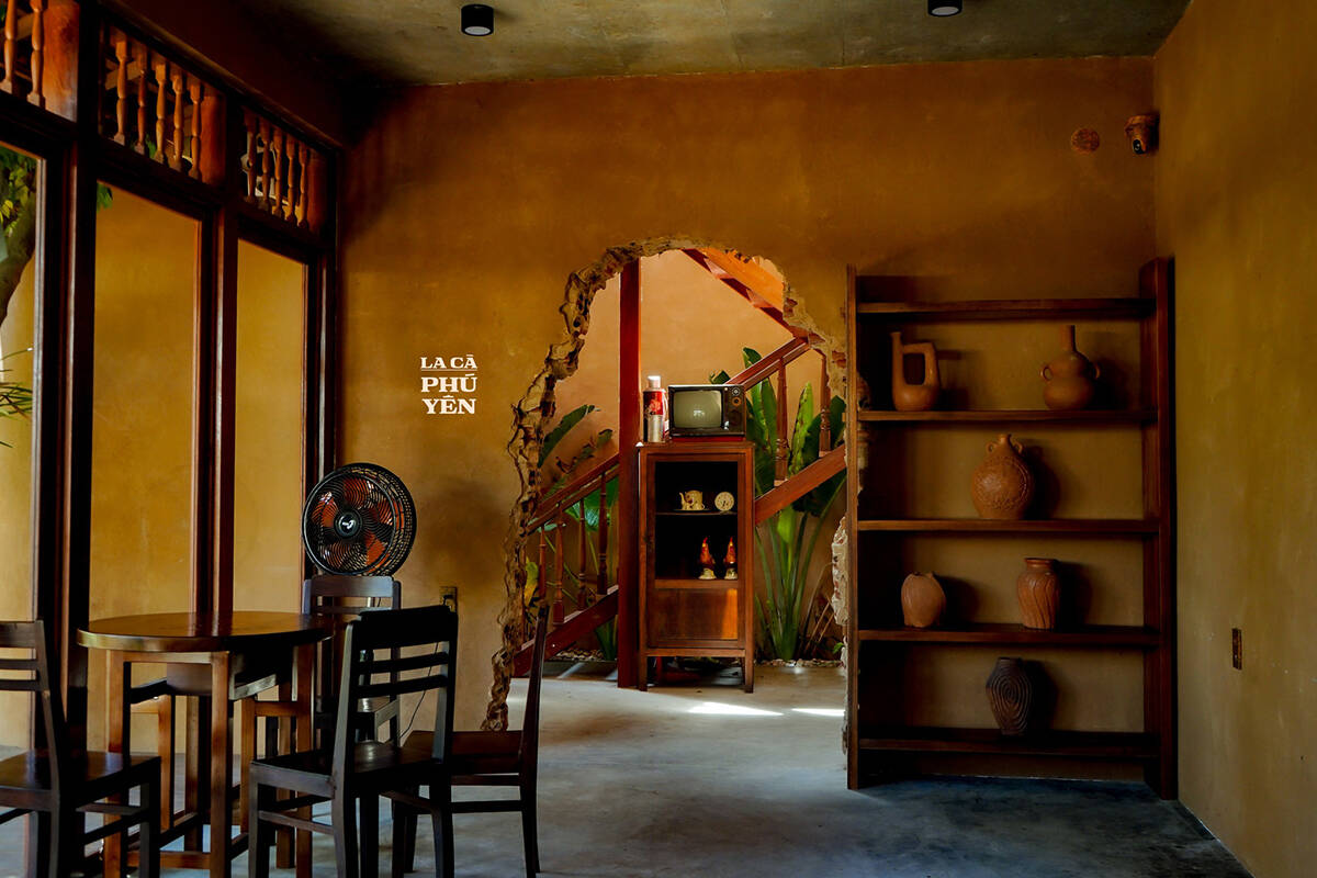 Nhà Café: Nét hoài niệm trong ngôn ngữ kiến trúc mộc mạc | 179 Studio