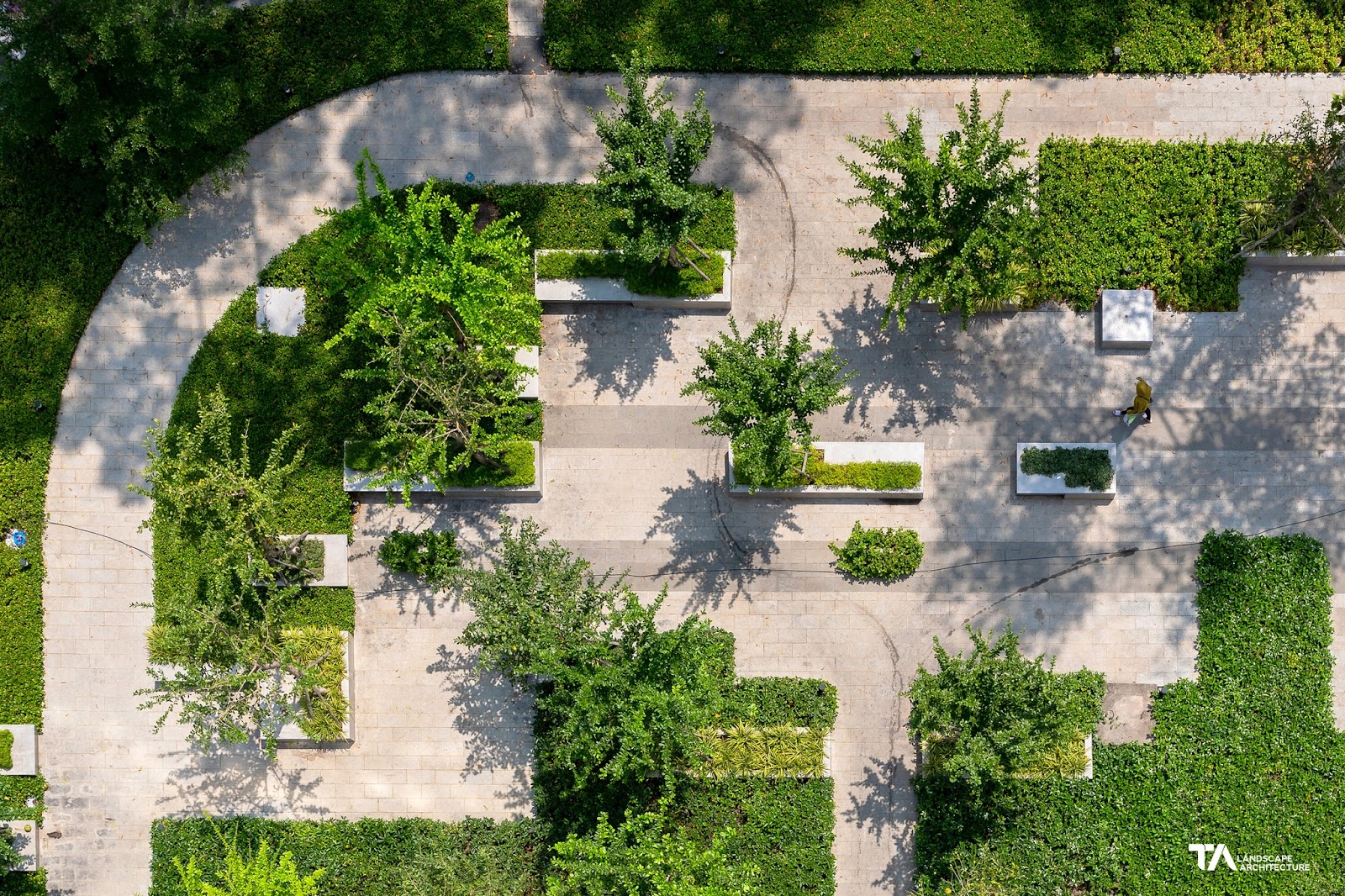 Cảnh quan - Sân và Vườn khu K1+K2 bệnh viện Quân y 175 | TA Landscape ...