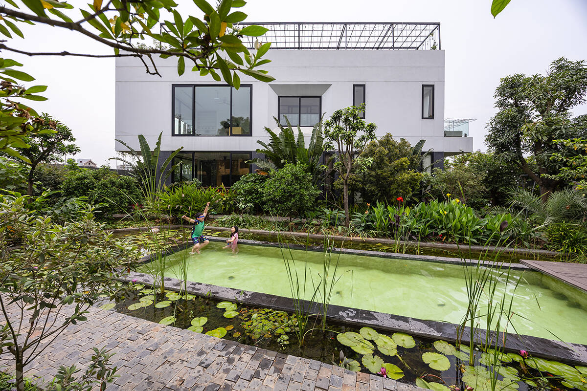 Bánh Chưng House - ‘Gói ghém’ đời sống ba thế hệ trong một khối vuông ...
