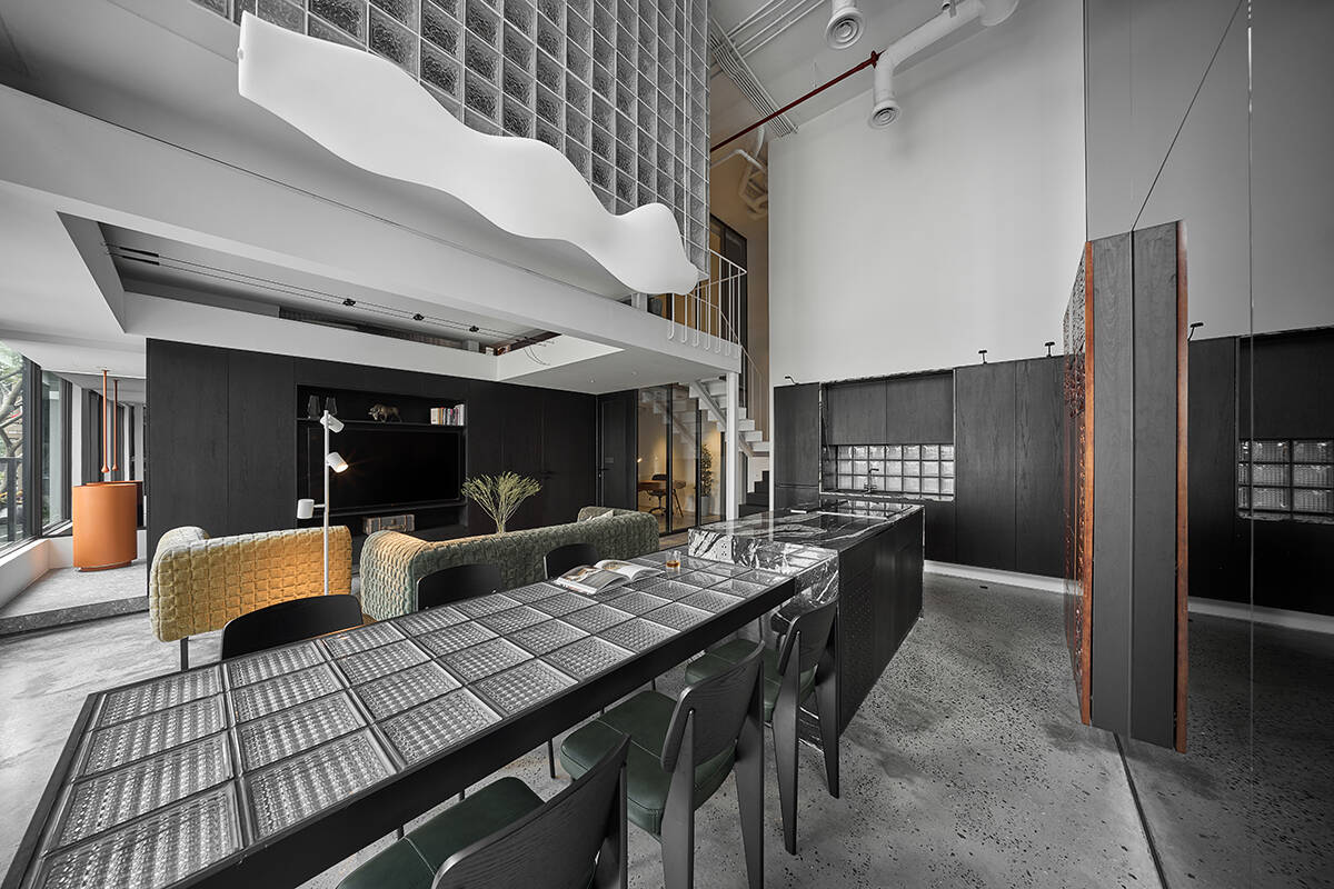 Optical Glass Apartment – Giải pháp không gian ba chiều trong căn hộ duplex 66m² | Chử Ngọc Anh ...