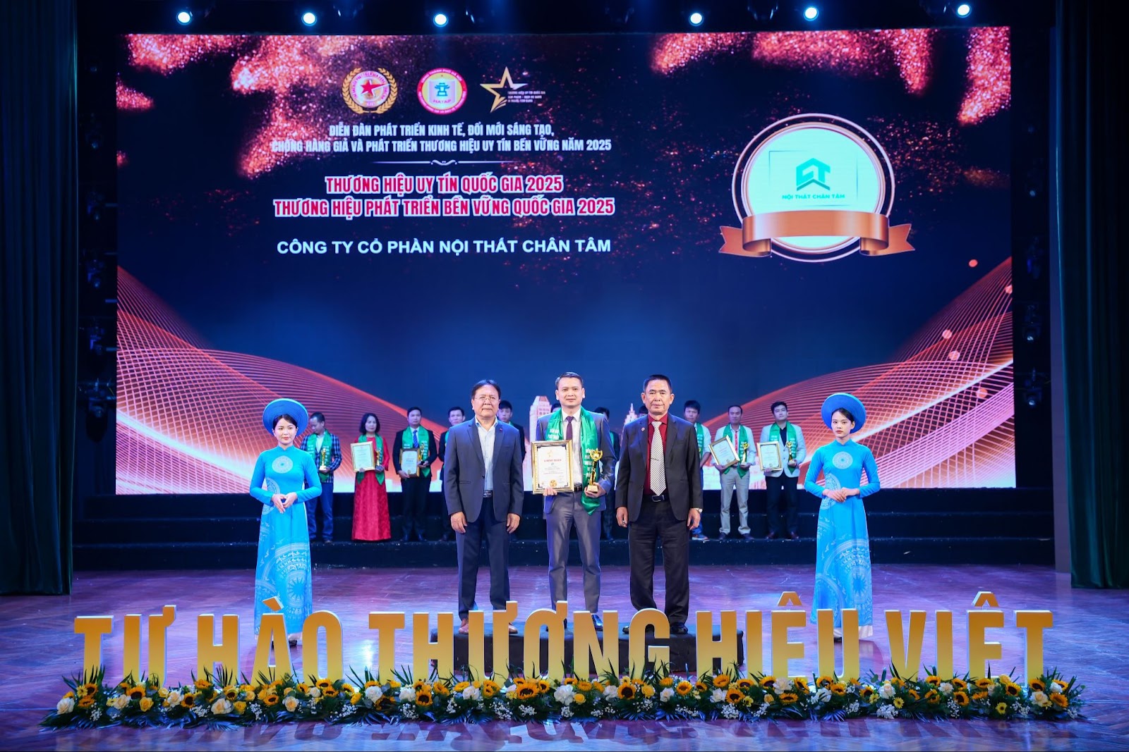 Chân Tâm và bài toán nội thất hiện đại: Khi chất lượng và thẩm mỹ phải ...