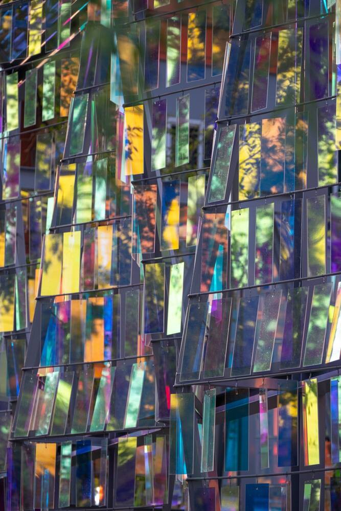 The Facets: Khúc xạ vẻ đẹp của đá quý | BBWORKSPACE