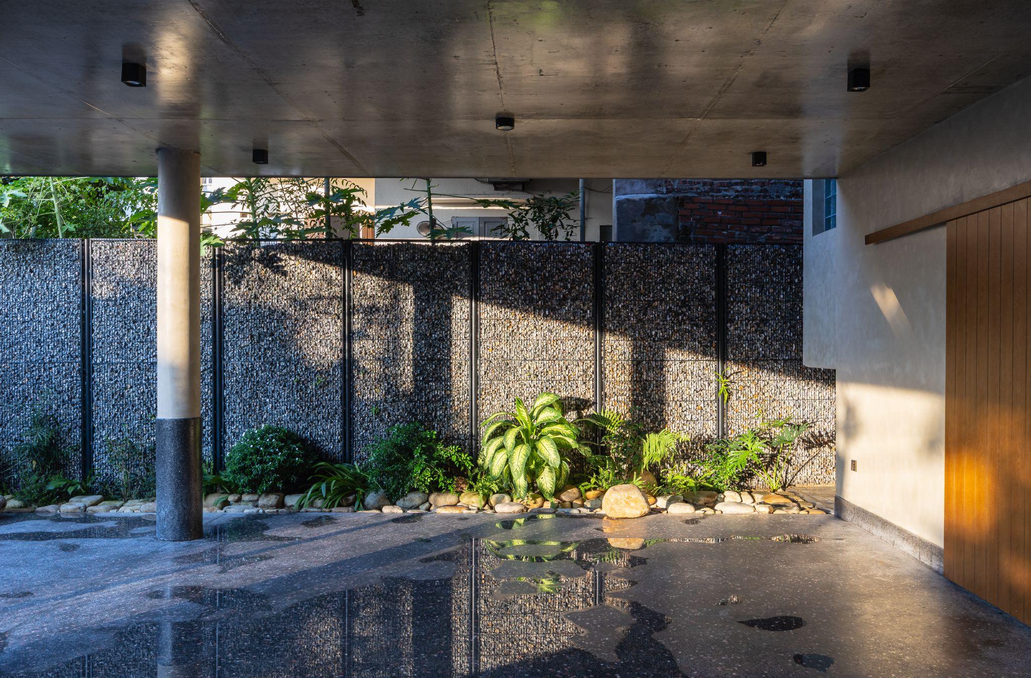 Ba House: Nhịp điệu sống dành cho ba thế hệ bên sườn đồi | TT.V Architects