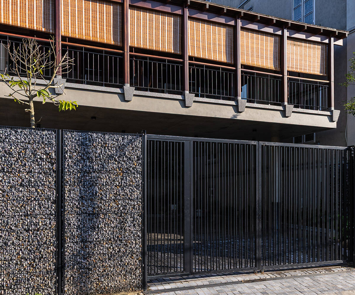 Ba House: Nhịp điệu sống dành cho ba thế hệ bên sườn đồi | TT.V Architects